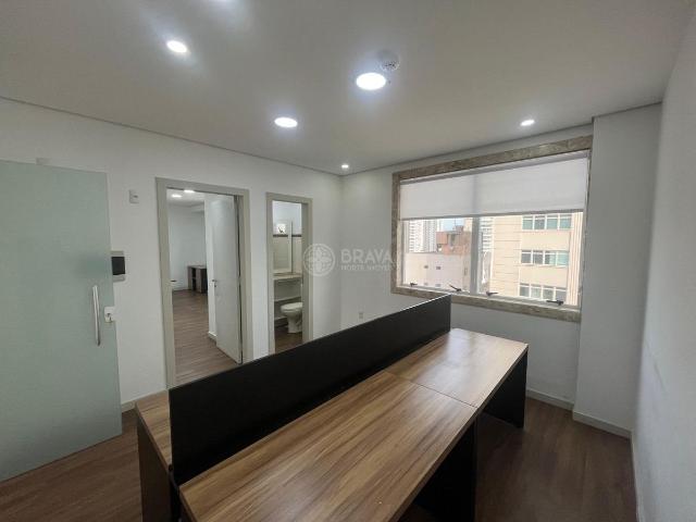 Sala em Centro, Itajaí/SC de 40m² 2 quartos para locação R$ 2.150,00/mes