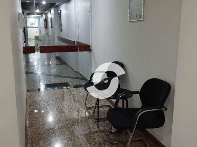 Sala em Centro, Niterói/RJ de 183m² à venda por R$ 799.000,00