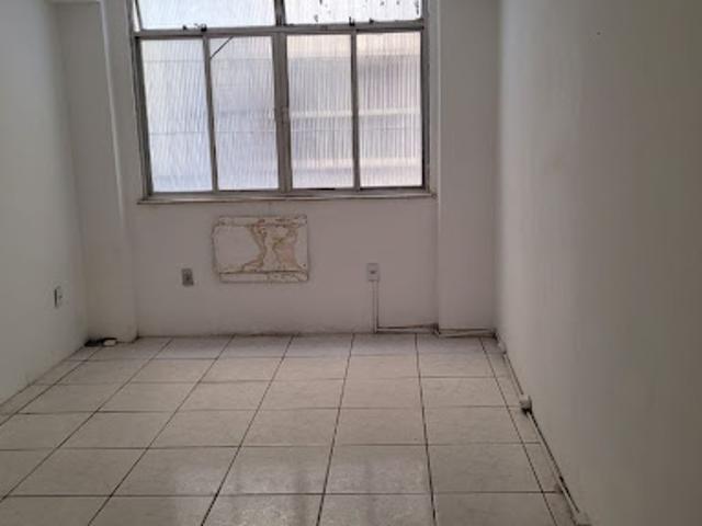 Sala em Centro, Niterói/RJ de 21m² à venda por R$ 99.000,00