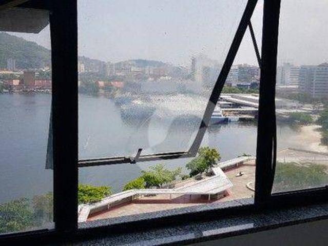 Sala em Centro, Niterói/RJ de 26m² à venda por R$ 265.900,00