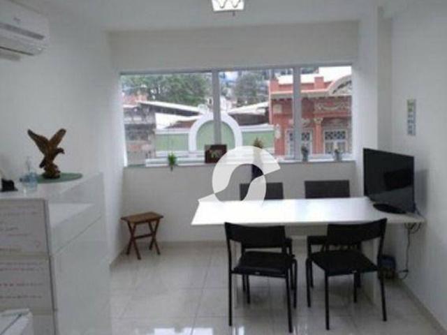 Sala em Centro, Niterói/RJ de 30m² à venda por R$ 144.900,00