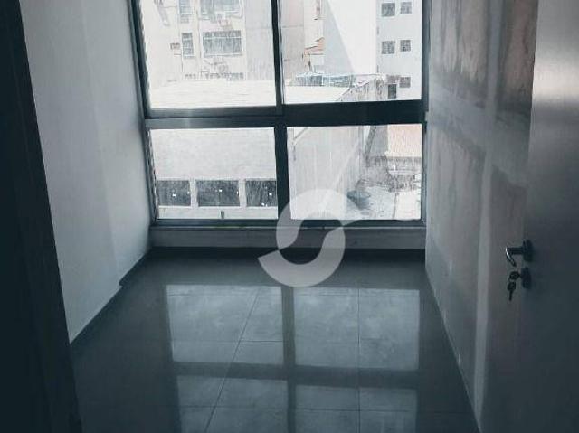 Sala em Centro, Niterói/RJ de 42m² à venda por R$ 129.900,00