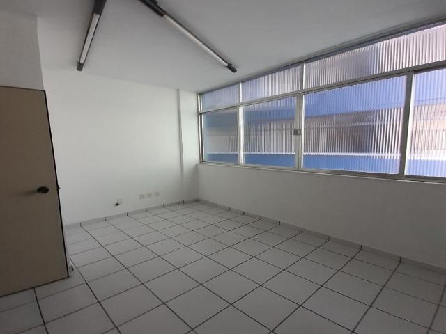 Sala em Centro, Niterói/RJ de 46m² à venda por R$ 114.000,00