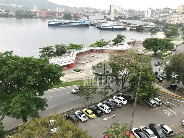 Sala em Centro, Niterói/RJ de 56m² à venda por R$ 399.000,00