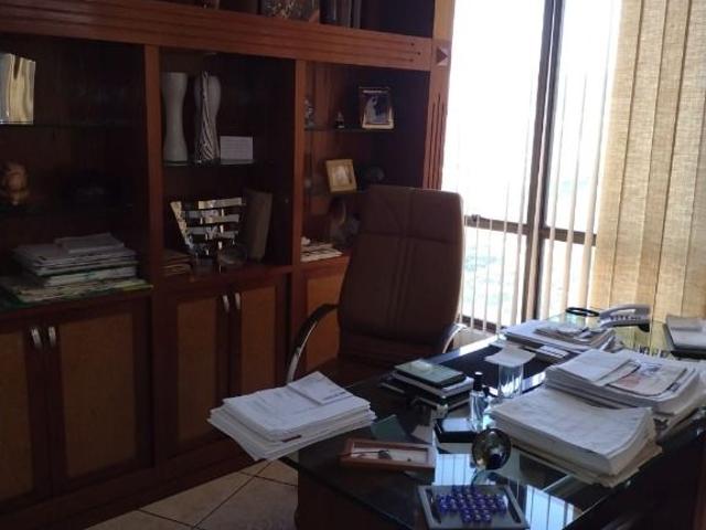 Sala em Centro, Niterói/RJ de 67m² à venda por R$ 164.000,00