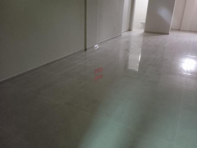 Sala em Centro, Pinhais/PR de 32m² à venda por R$ 209.000,00