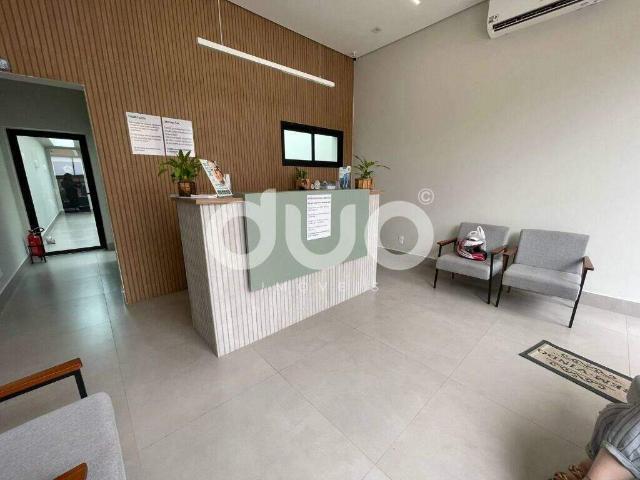 Sala em Centro, Piracicaba/SP de 13m² para locação R$ 2.000,00/mes