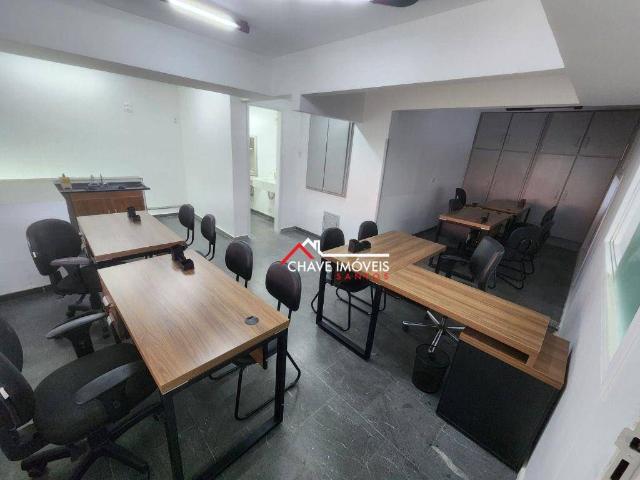 Sala em Gonzaga, Santos/SP de 40m² para locação R$ 3.000,00/mes