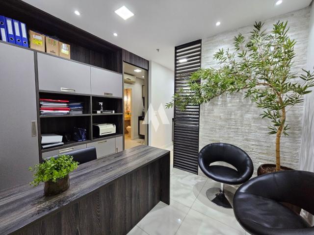Sala em Gonzaga, Santos/SP de 51m² para locação R$ 5.500,00/mes