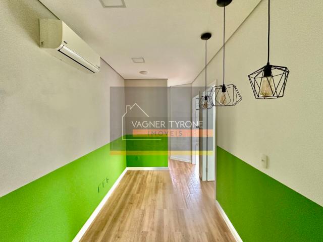 Sala em Granja Viana, Cotia/SP de 53m² à venda por R$ 358.000,00
