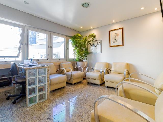 Sala em Itaim Bibi, São Paulo/SP de 57m² à venda por R$ 649.900,00
