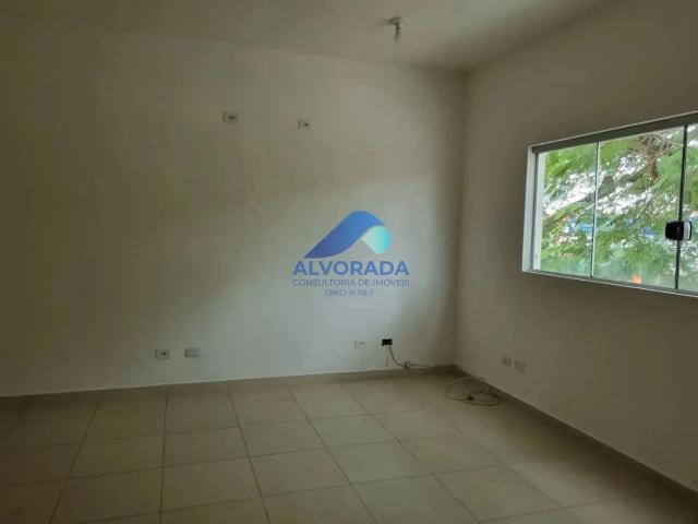 Sala em Jardim das Indústrias, São José dos Campos/SP de 45m² para locação R$ 1.700,00/mes