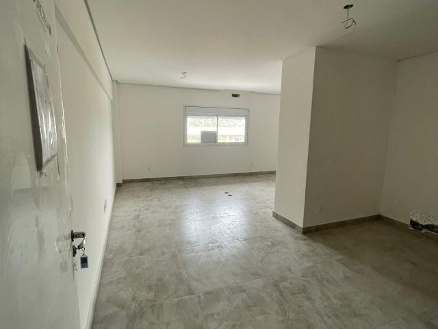 Sala em Jardim Eliane, Cotia/SP de 50m² 1 quartos para locação R$ 1.500,00/mes