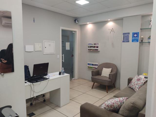 Sala em Lageadinho, Cotia/SP de 44m² à venda por R$ 350.000,00 ou para locação R$ 2.500,00/mes