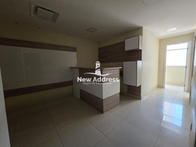 Sala em Praia da Costa, Vila Velha/ES de 65m² à venda por R$ 654.200,00