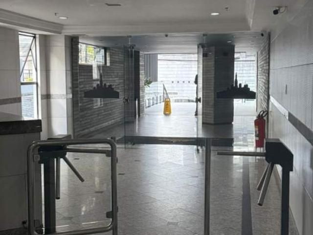 Sala em Stiep, Salvador/BA de 45m² para locação R$ 2.074,00/mes