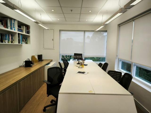 Sala em Tamboré, Santana de Parnaíba/SP de 42m² à venda por R$ 519.900,00