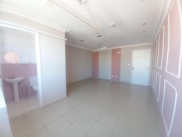 Sala em Vila Bocaina, Mauá/SP de 30m² para locação R$ 2.000,00/mes