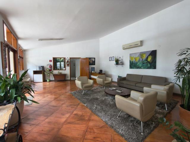 Sala em Vila Santo Antônio, Cotia/SP de 18m² para locação R$ 1.200,00/mes