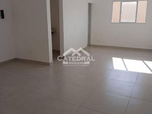 Sala em Vila Vianelo, Jundiaí/SP de 40m² para locação R$ 1.800,00/mes