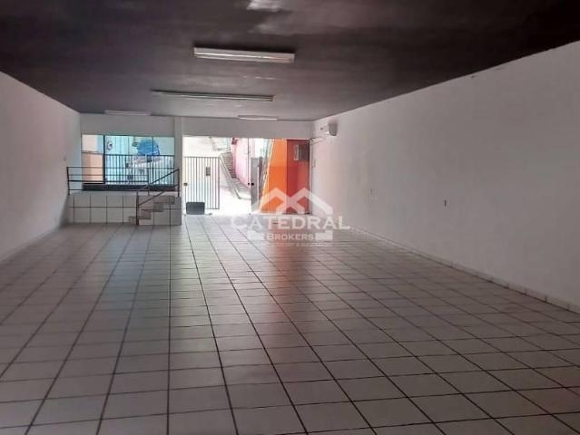 Sala em Vila Vianelo, Jundiaí/SP de 582m² à venda por R$ 2.599.000,00