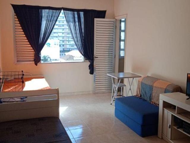 Sala living 35 mts em frente o mar na praia do Embare em Santos