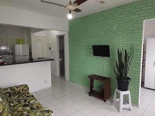 Sala living mobiliado, vista para o mar na Ilha Porchat, São Vicente Avanti Imóveis