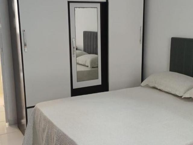 Sala Living Mobiliada no Gonzaga, Frente ao Mar