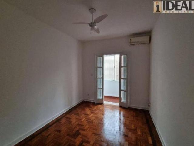 Sala Living no Boqueirão 50 metros da praia