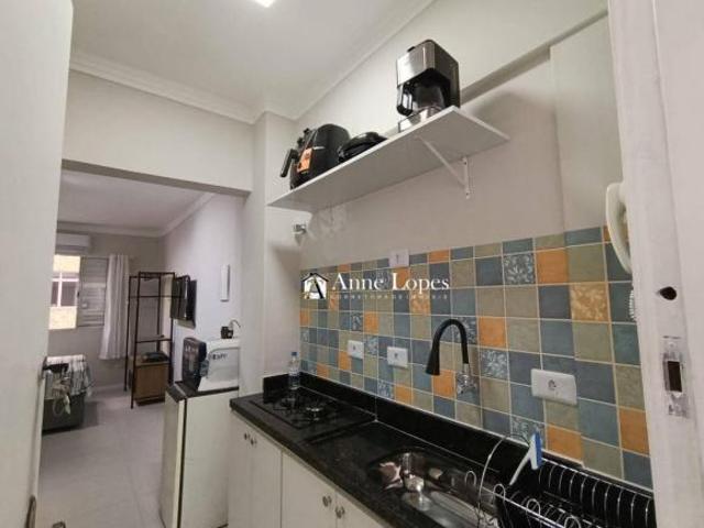 SALA LIVING REFORMADA NA PONTA DA PRAIA !ANDAR ALTO!PERFEITA PARA MORAR OU INVESTIR! AQUI NA ANNE