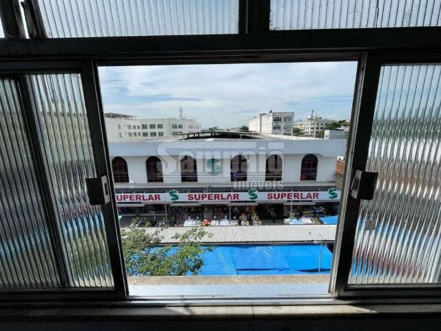 Sala para aluguel em Bangu com 37m²