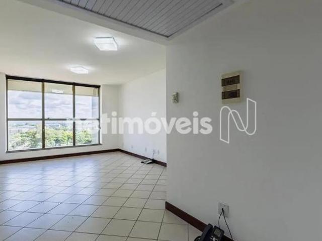 Sala reformada com vaga de garagem à venda no Edifício Brasil XXI