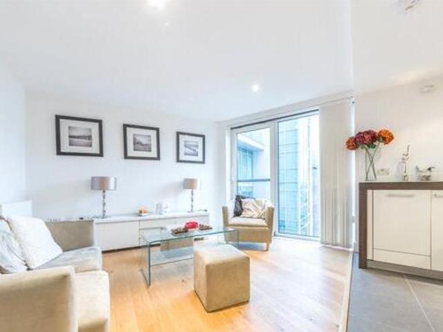 Salamanca Place, London, 1 Bedroom Apartment