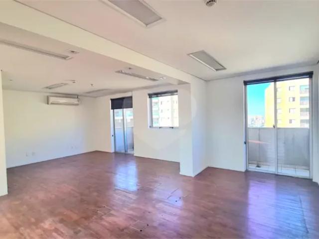 Salas à venda em Vila Mariana SP