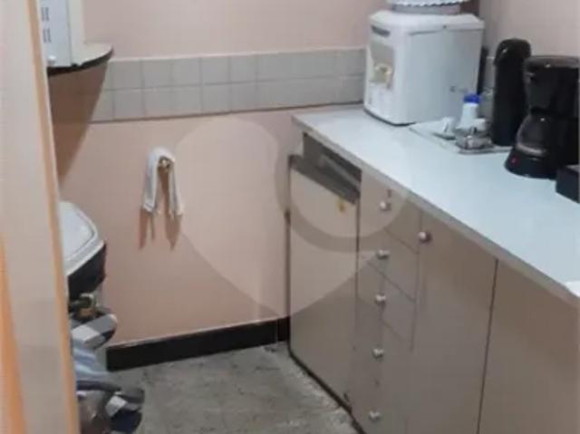 Salas à venda ou para locação em Centro SP
