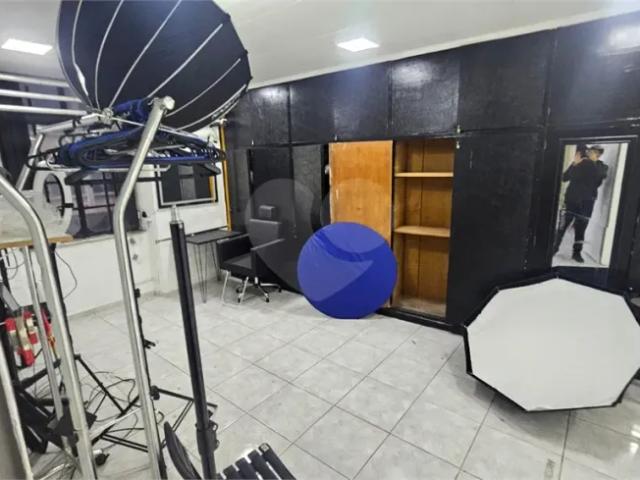 Salas à venda ou para locação em Centro SP