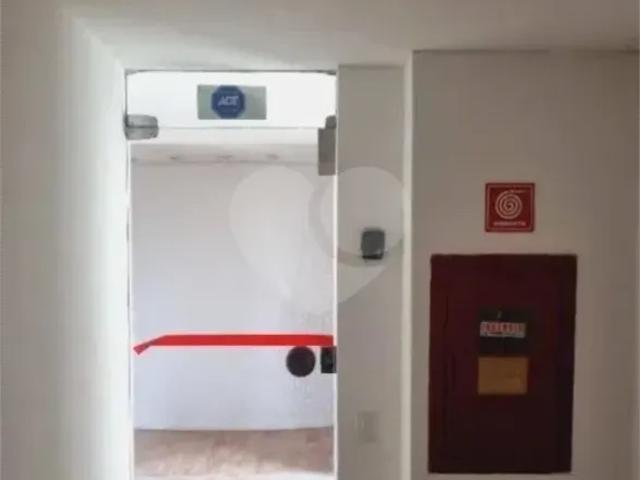 Salas à venda em Cidade Monções SP