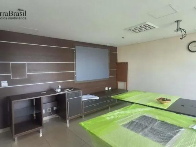 Salas comerciais no Tech Tower