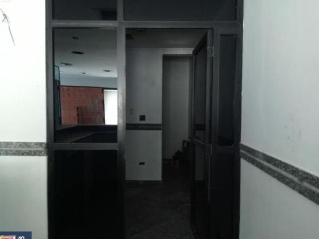SALAS COMERCIAIS A VENDA, 300m² VILA GALVÃO GUARULHOS/SP