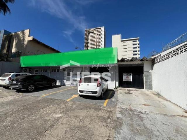 Salas Comerciais com Casa Residencial na avenida T 14 Excelente localização