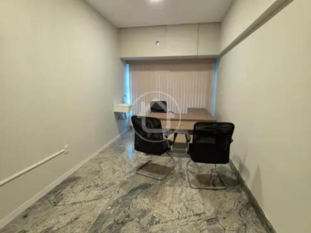 Salas comerciais | 8 salas | 210m²