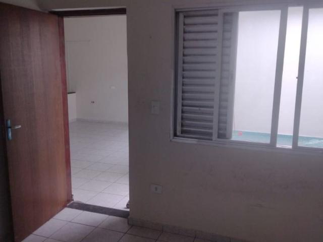 Salas Coml. para alugar no Parque das Nações Santo André 4 Dorms