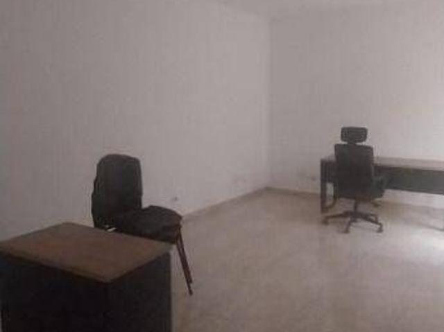 Salas Coml. para alugar no Vila Linda Santo André 6 Dorms