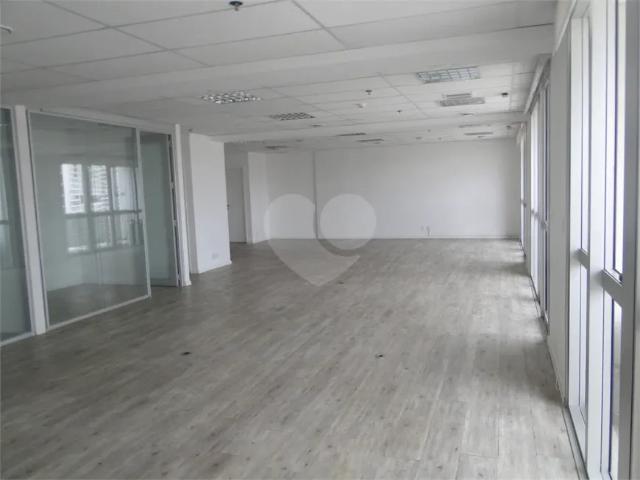 Salas para locação em Vila São Francisco zona Sul sp