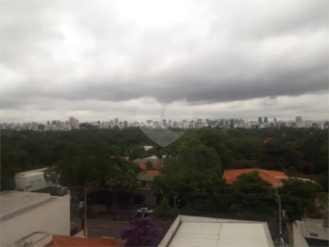 Salas para locação em Cerqueira César SP