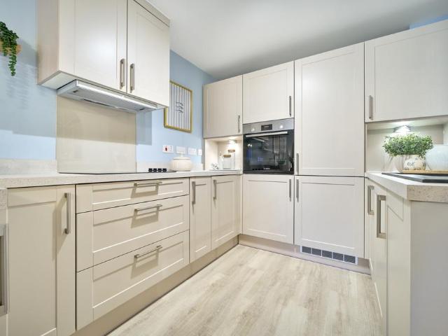 Sales Office via London Road. 1 bed retirement property to rent £2,135 pcm £493 pw