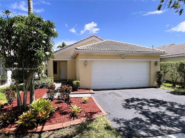 Salerno Cir, Weston, Home For Sale