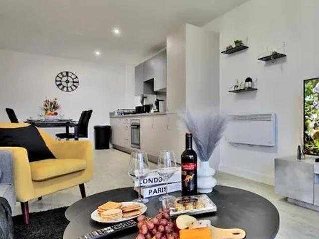 Salford, M50 3DL, United Kingdom | 2 bed apartment for rent #133206663 | Rentberry