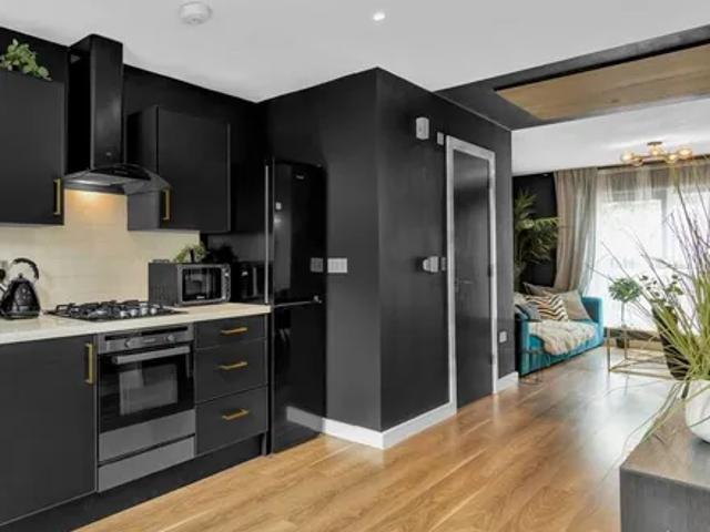Salford, M5 3LJ, United Kingdom | 3 bed townhouse for rent #136145768 | Rentberry