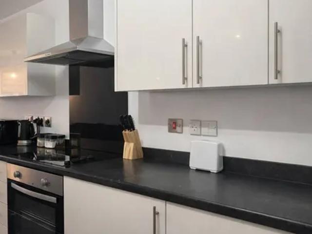 Salford, M5 3NS, United Kingdom | 2 bed apartment for rent #164930954 | Rentberry